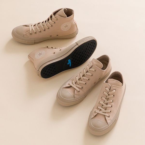 超燒奶茶色球鞋+1，converse x Emmi聯名鞋款，最溫柔的奶茶色all star，入秋最百搭！