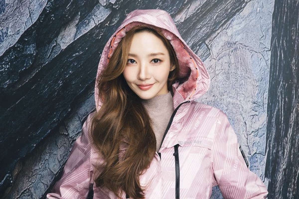 朴敏英：「我穿ONE BOY衝鋒衣！」最新廣告帶貨力延燒！「一穿就暖」業界NO.1難以超越