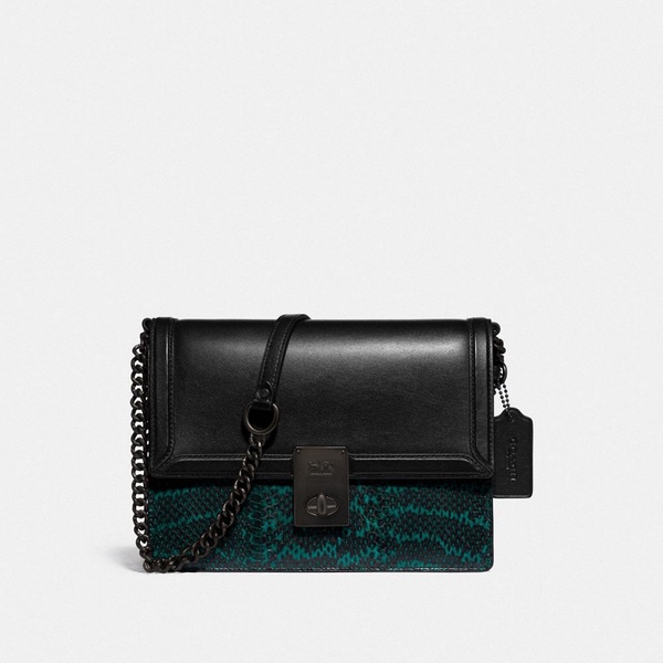 Coach下一個爆款預約！2020全新復古「Hutton哈頓小方包」快來看雪炫怎麼背！