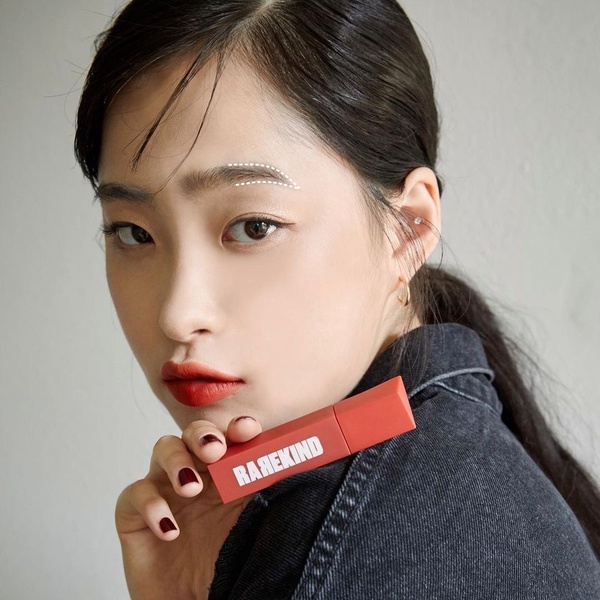 化妝師公開「彩妝留白」重點!不同五官and臉型適合妝容減法,這樣畫減齡顯嫩、還顯小臉