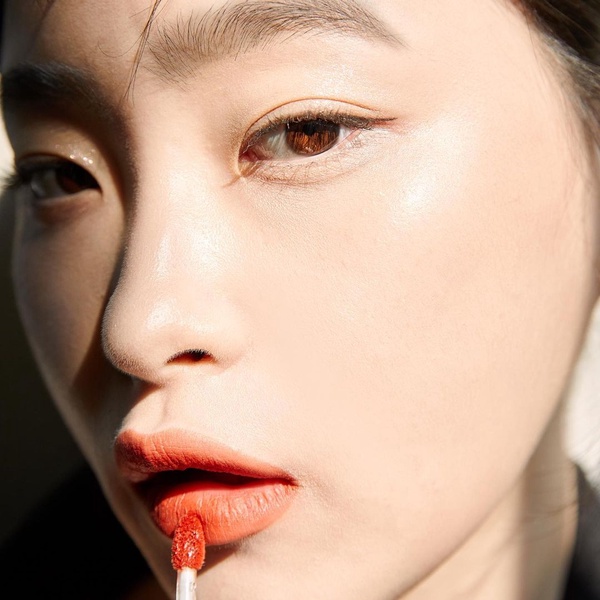 化妝師公開「彩妝留白」重點!不同五官and臉型適合妝容減法,這樣畫減齡顯嫩、還顯小臉