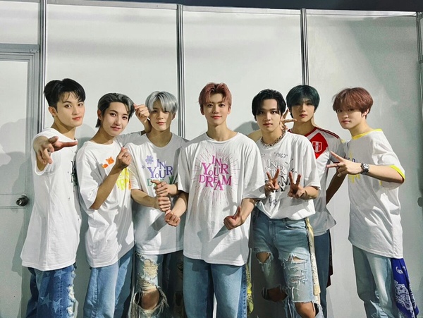 SEVENTEEN專輯「預售520萬張」創紀錄！韓團專輯預售銷量TOP10！BLACKPINK、TWICE上榜