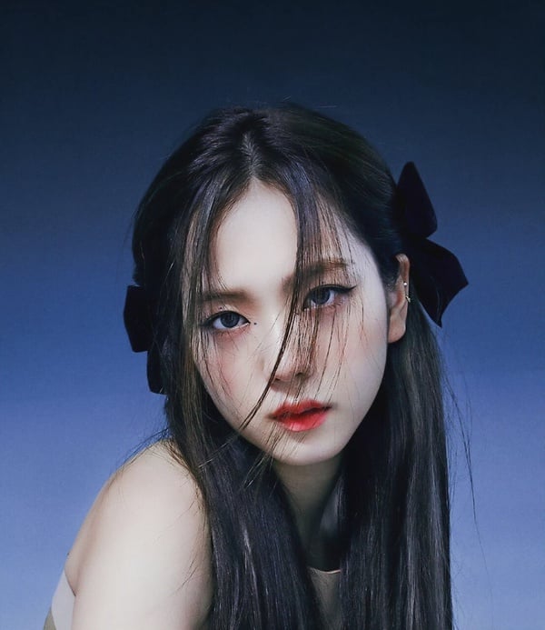 關於BLACKPINK Jisoo的十件事：最受寵DIOR小公主、超愛打遊戲所以接到代言？