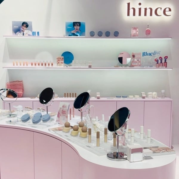 韓國彩妝「hince」快閃店來台！hince 7大必買推薦：暢銷氣墊粉餅、打亮高光棒必收