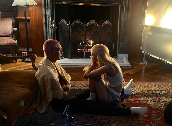 Rosé〈toxic till the end〉MV解析&彩蛋：酒神夥伴象徵有毒關係，暗示前任超強控制欲