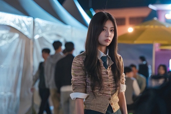 《善意的競爭》8個幕後故事：姜惠元為戲減重到37kg，惠利自掏腰包買名牌包包&髮飾！