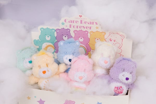Care Bears™ x Grace Gift 聯名 2025 春夏：棉花糖盲盒、芭蕾舞鞋、配件全攻略！