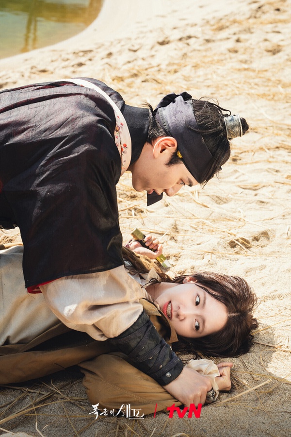 2025「Yahoo熱門戲劇」TOP10！《折腰》第二，《苦盡柑來遇見你》第三，冠軍真的火！