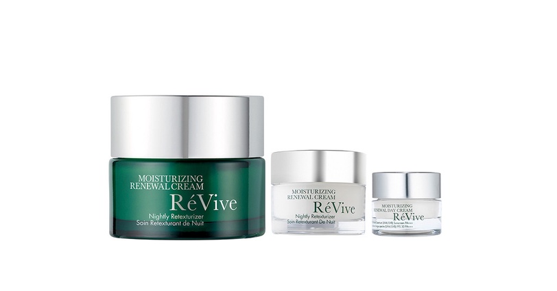 VIP私藏保濕神品！ RéVive「4D水光真精華」養成爆亮水光肌，把握母親節進階頂級保養！